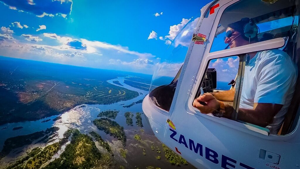 What to Expect on a Helicopter Tour Over Victoria Falls - Zambezi ...